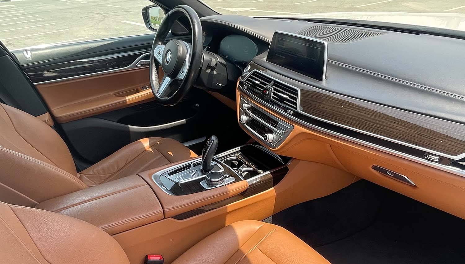 BMW 730I - VOLOCAR